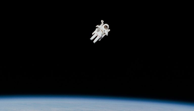 Space Exploration with Scratch - bitWise Academy Space Exploration with Scratch - bitWise Academy